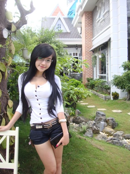 Picture of Elly Tran