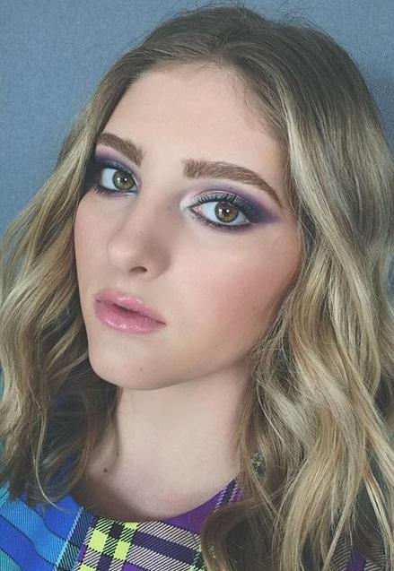 Picture of Willow Shields