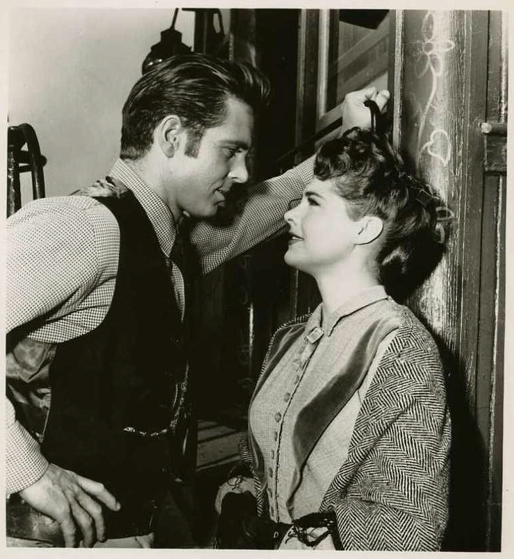 Craig Hill, Audrey Conti