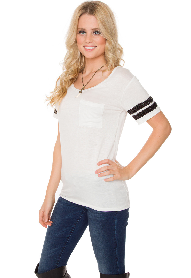 Picture of Allison Holton