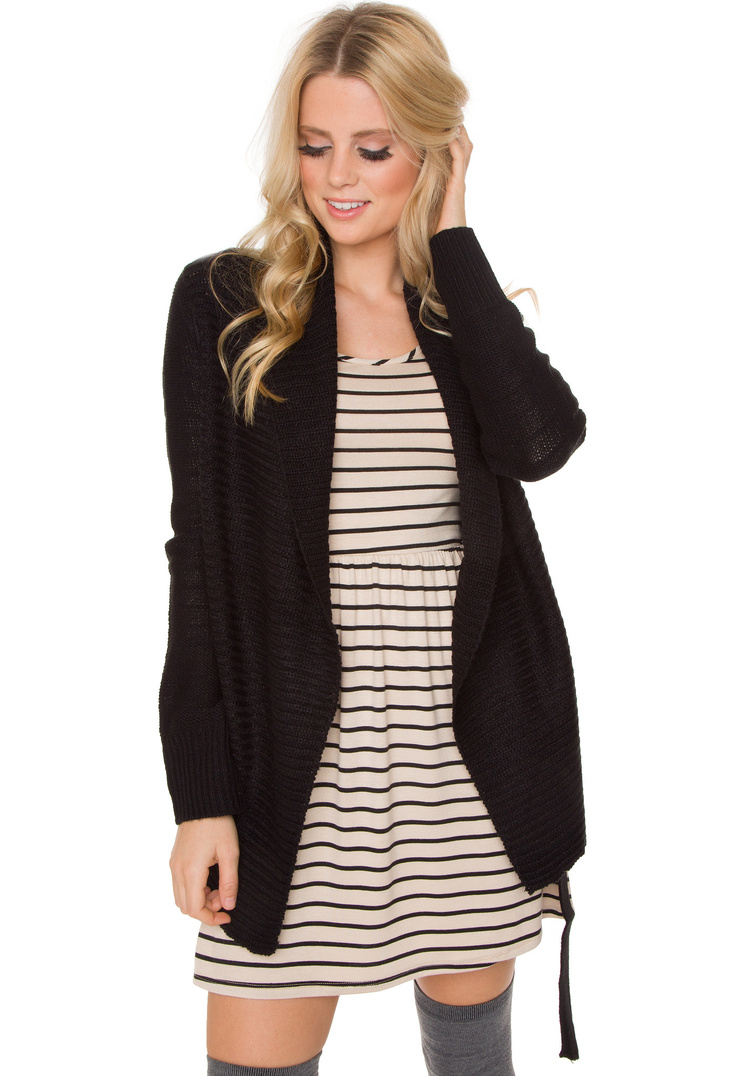 Picture of Allison Holton