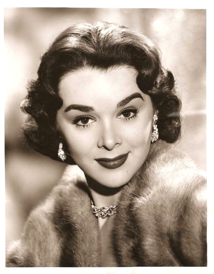 Suzanne Alexander image