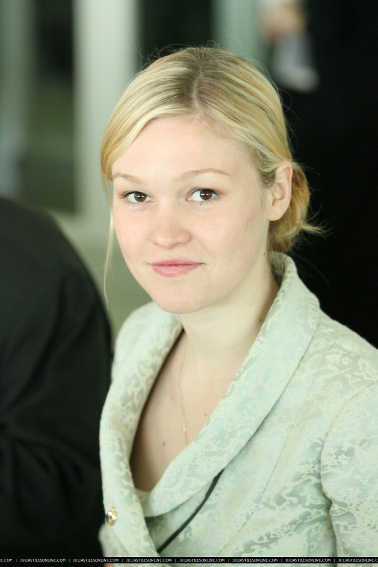 Picture of Julia Stiles