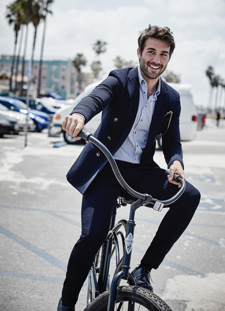 Picture of James Wolk