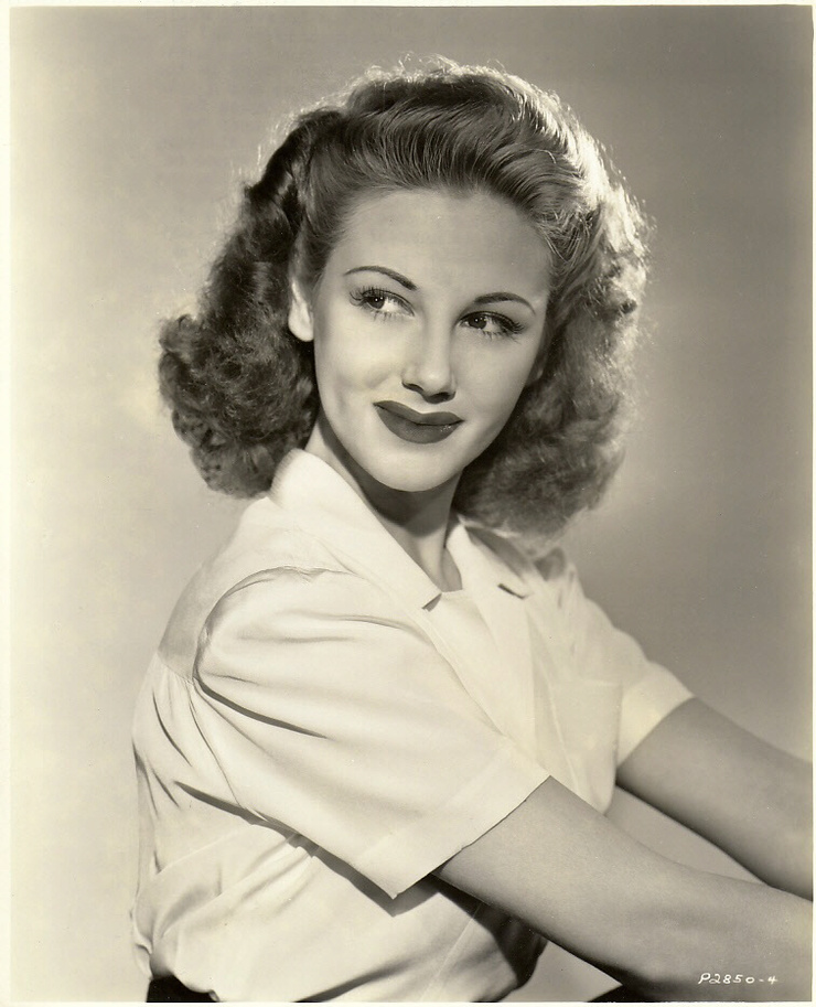 Lorraine Miller picture