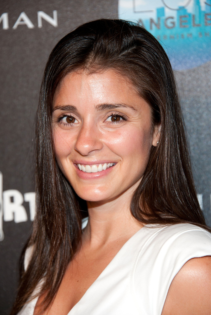 Picture of Shiri Appleby