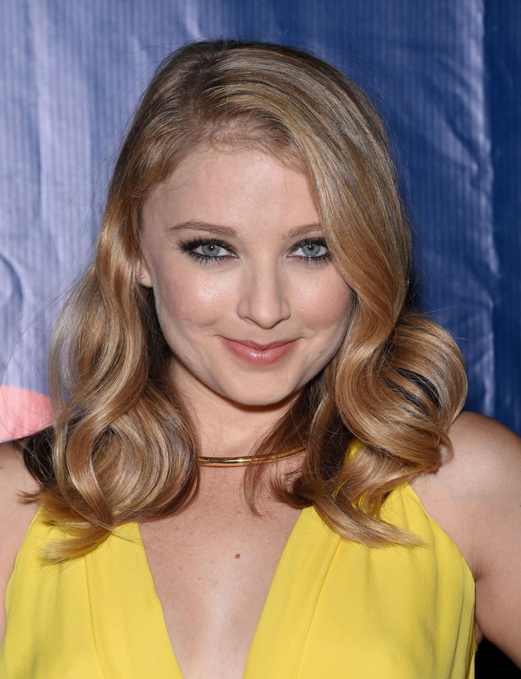 Picture of Elisabeth Harnois