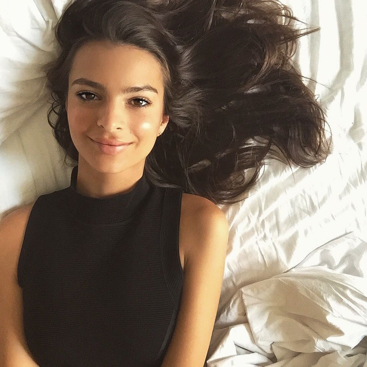 Picture of Emily Ratajkowski