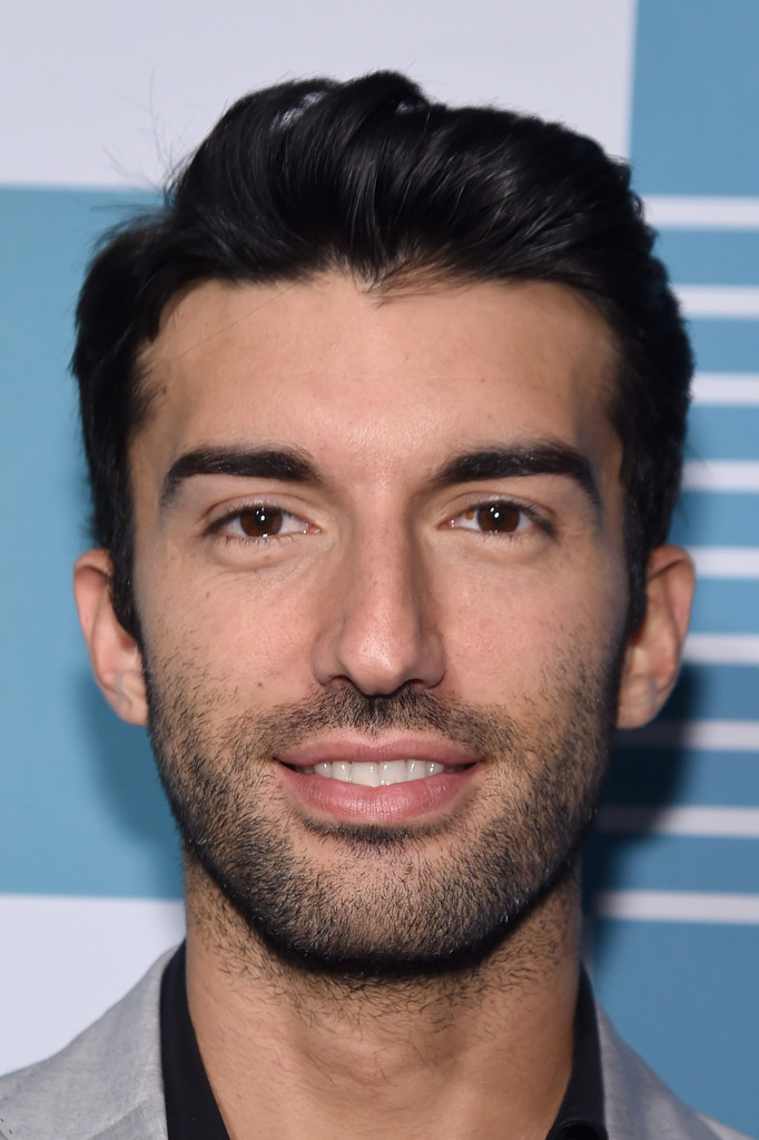 Picture of Justin Baldoni