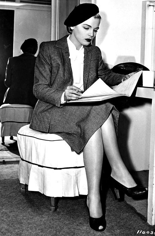 Picture of Lizabeth Scott