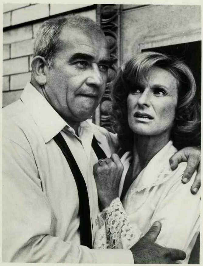 Edward Asner, Cloris Leachman