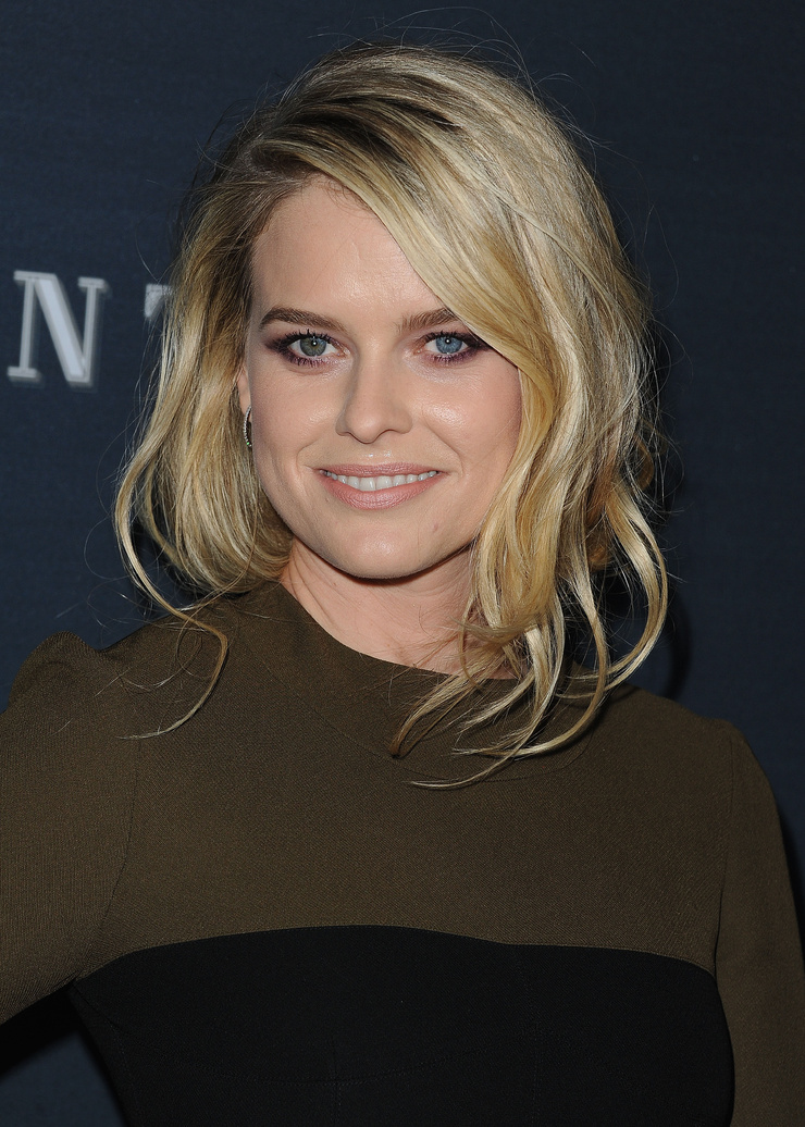 Picture of Alice Eve