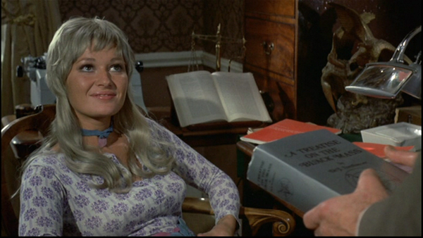 Picture of Stephanie Beacham