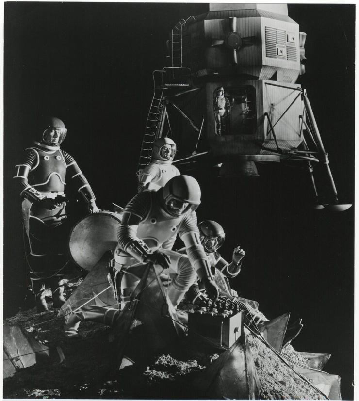 Picture of Moon Zero Two