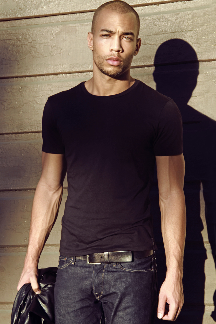 Kendrick Sampson image