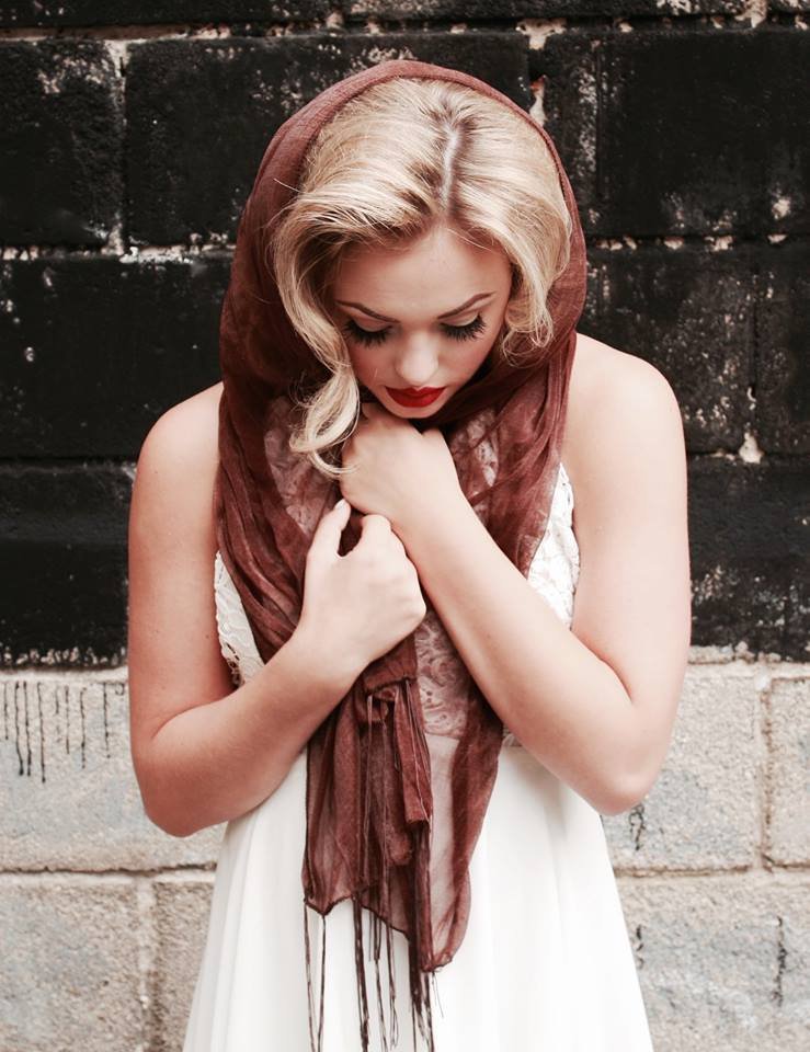 Victoria Baldesarra picture