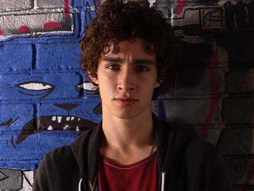 Picture of Robert Sheehan