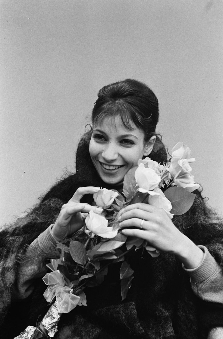 Picture of Esther Ofarim