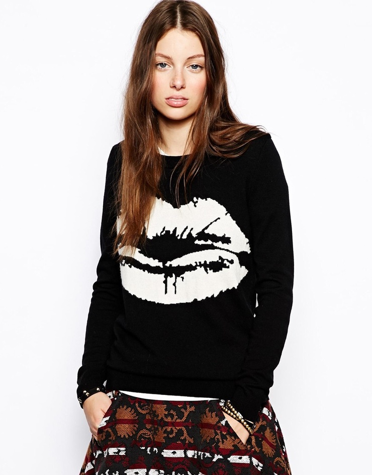 Sarah Burns model picture