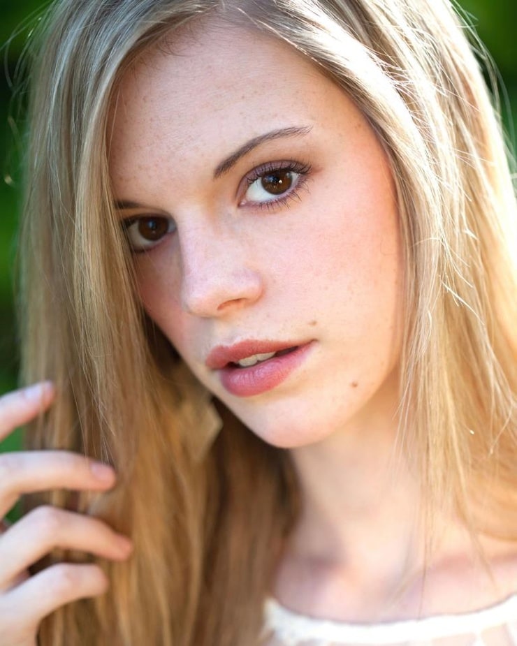 Picture of Ellen Michelle Monohan