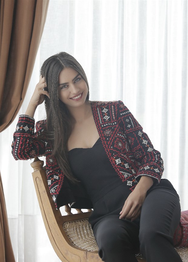 Image of Amine Gulse