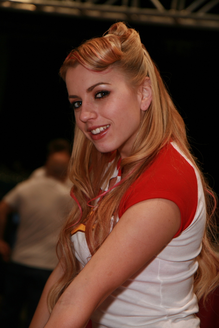 Lexi Belle