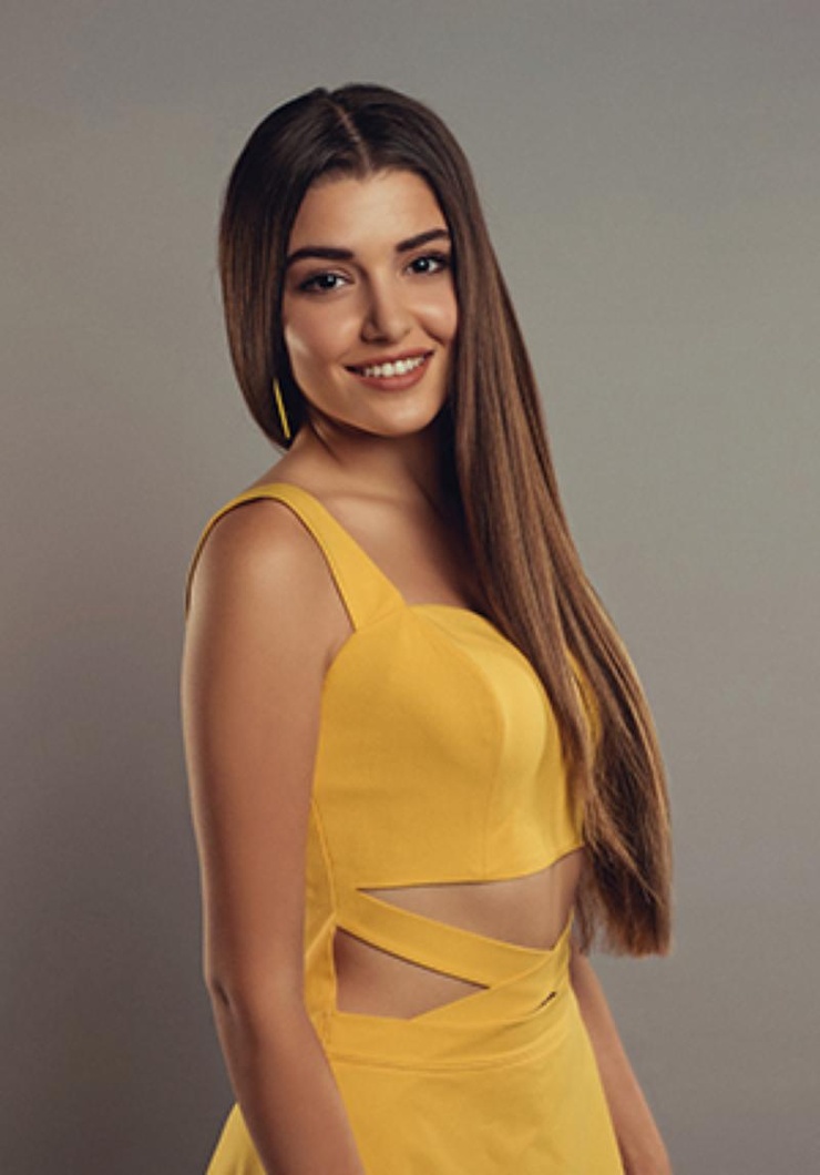 Picture of Hande Erçel
