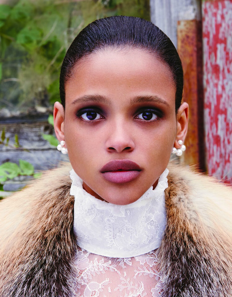 Picture of Aya Jones