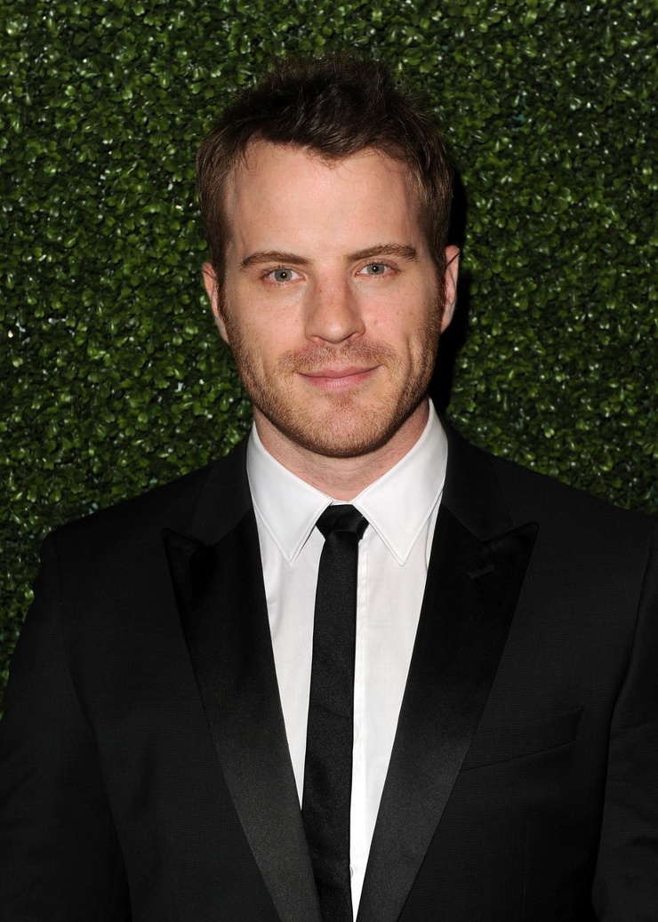 Robert Kazinsky image