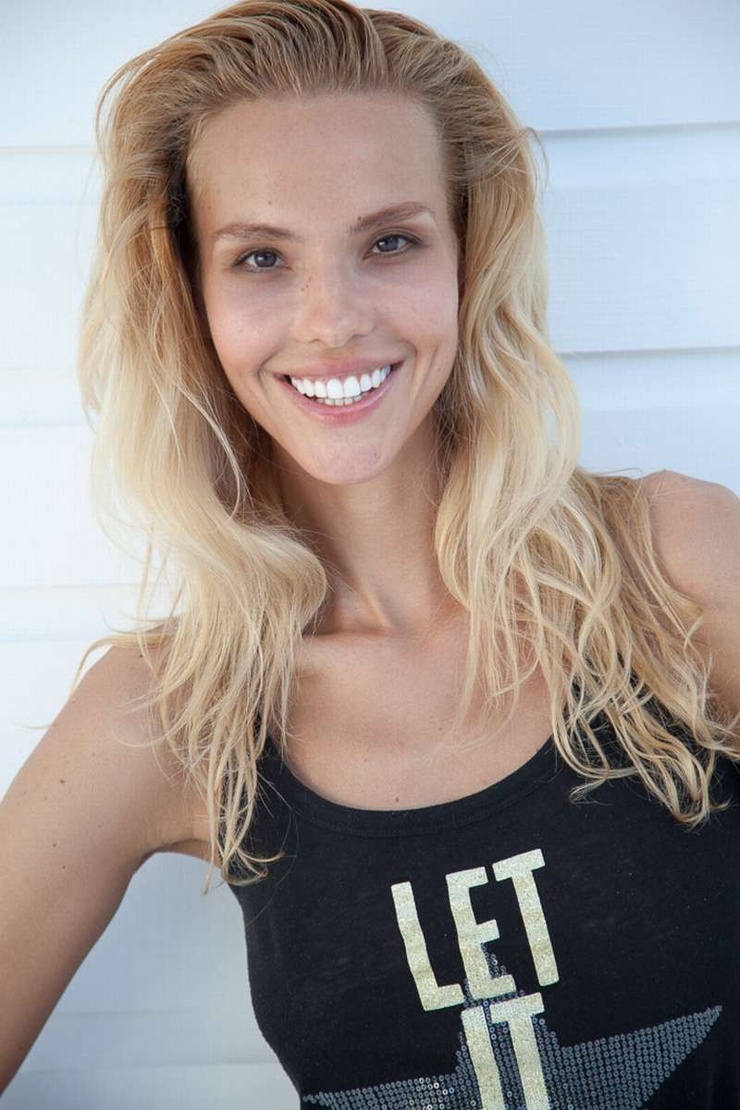 Listal - List the stuff you love! Movies, TV, music, games and books