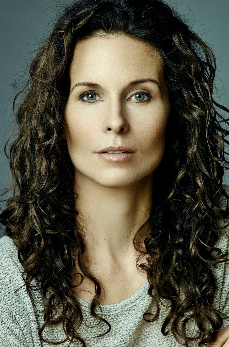 Picture of Holly Elissa
