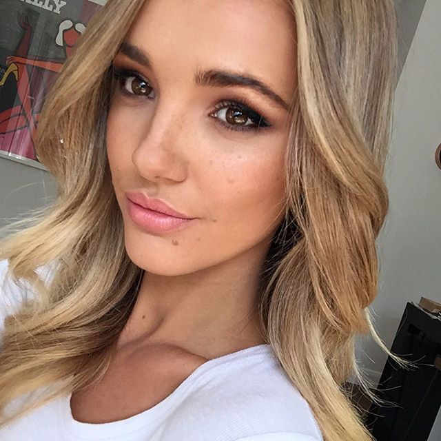 Photo of Brooke Hogan (Australian model)