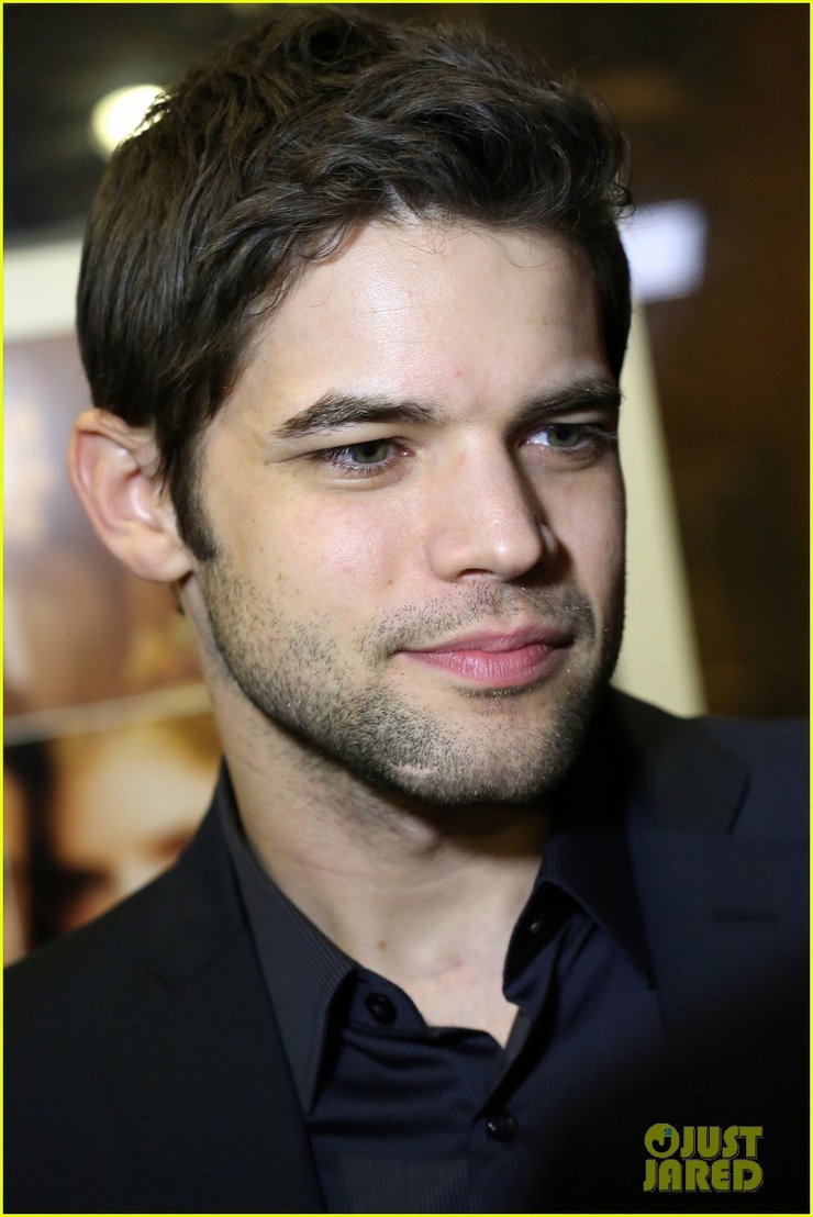 Picture of Jeremy Jordan