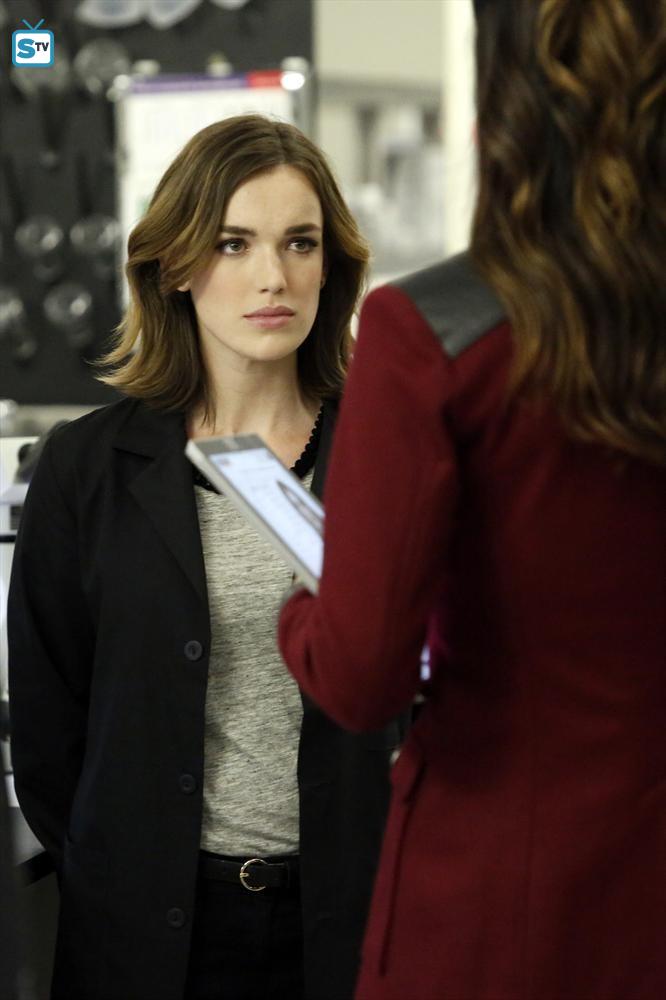 Image of Elizabeth Henstridge