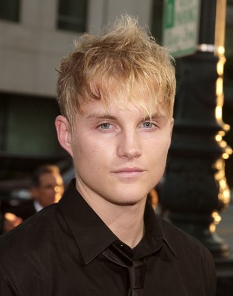 Picture of Toby Hemingway