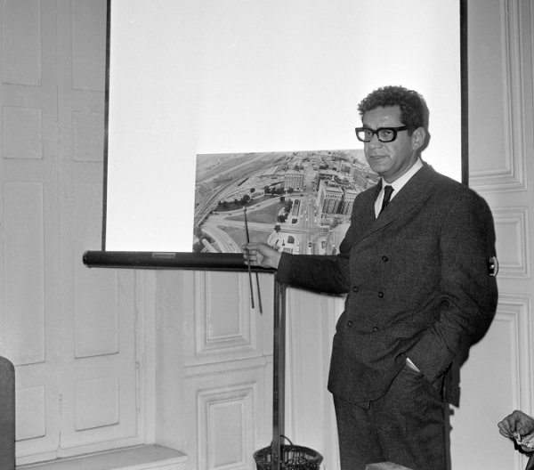 Image of Mark Lane