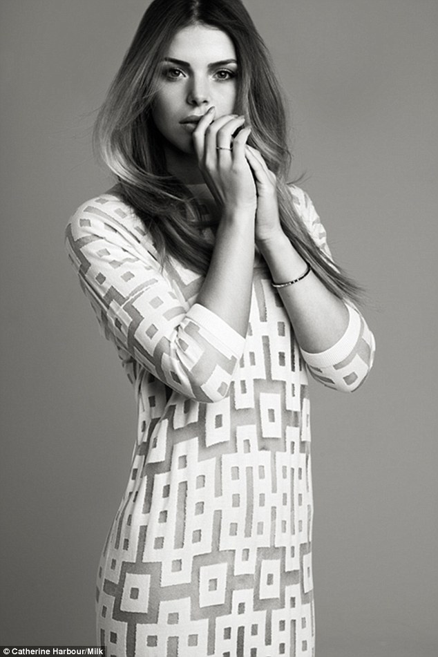 Picture of Chloe Lewis