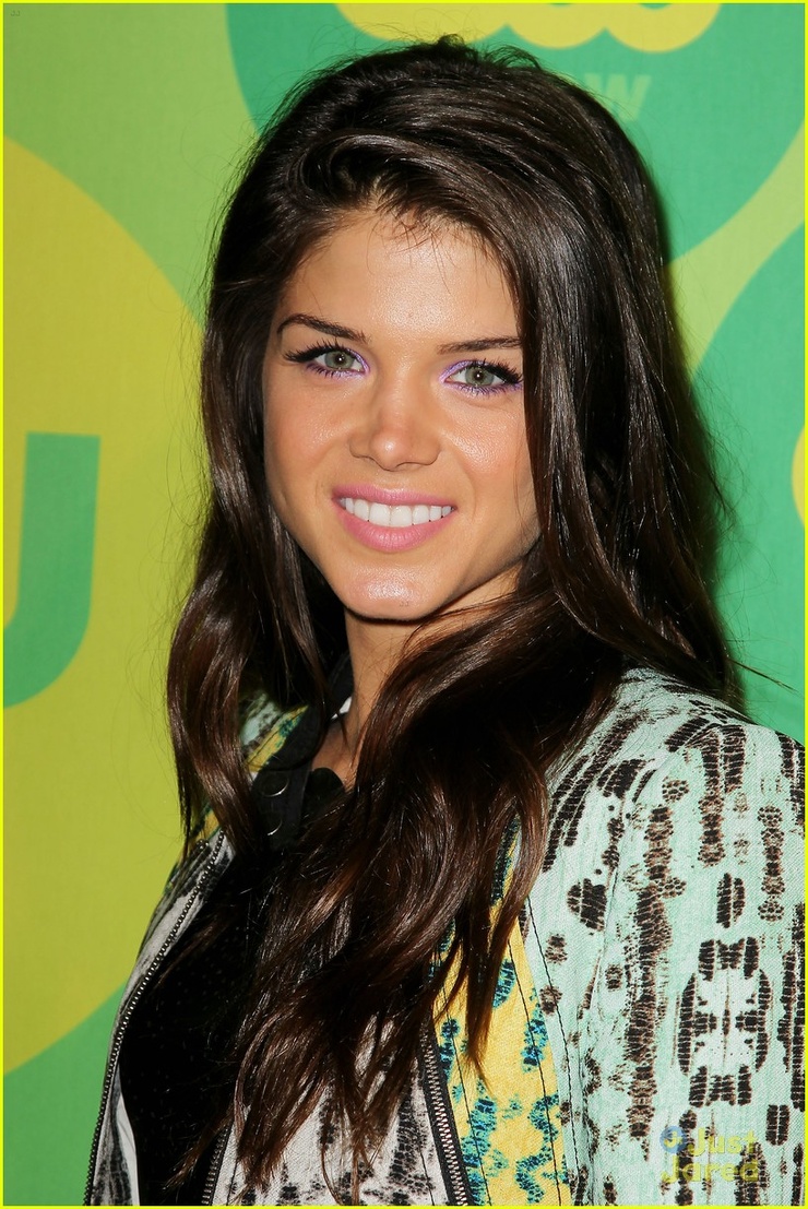 Picture of Marie Avgeropoulos