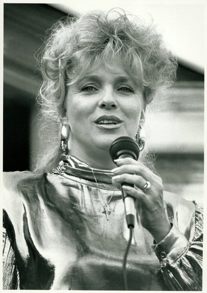 Connie Smith