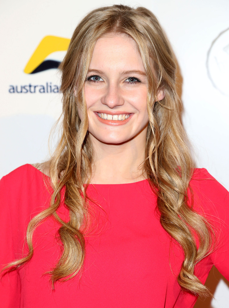 Picture of Caitlin Thompson