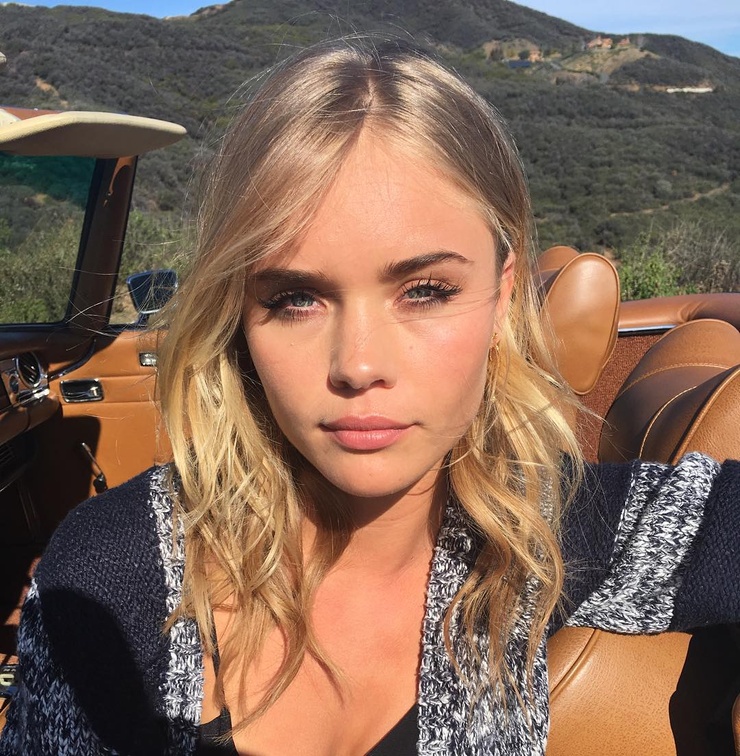 Picture of Brooke Perry