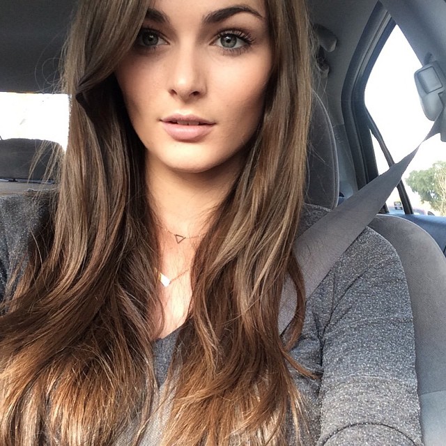 Picture of Khloe Elkins