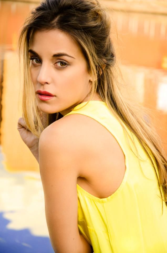 Hannah Lewis picture