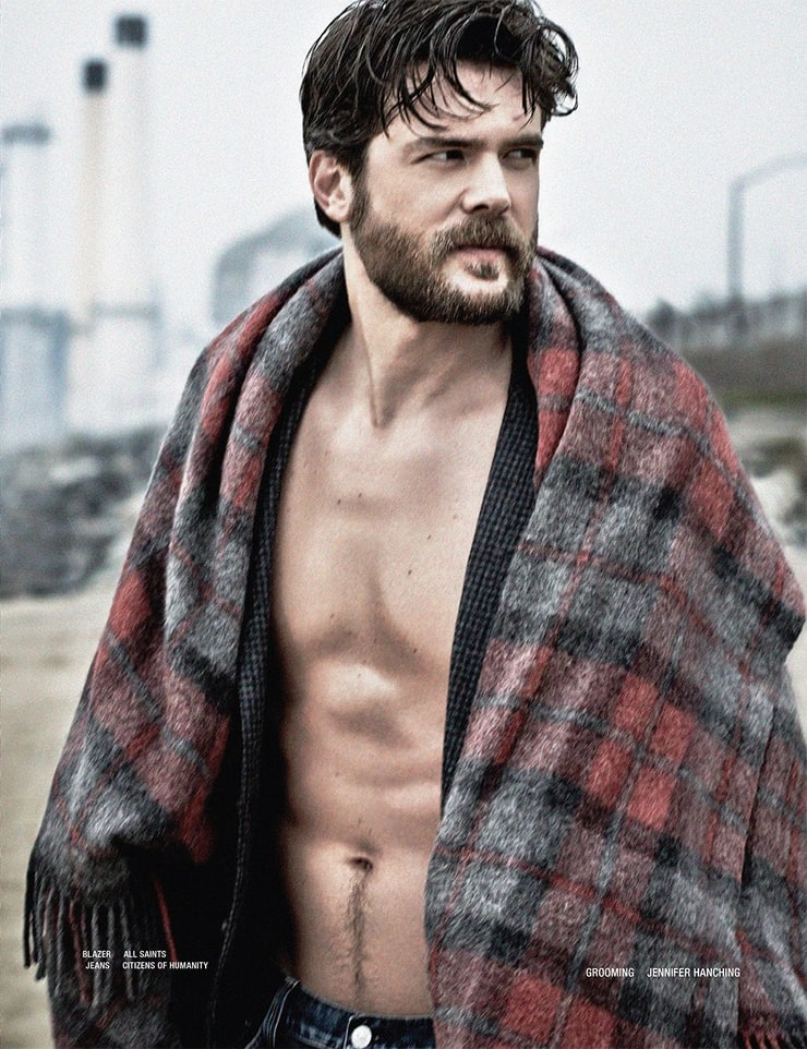 Charlie Weber image