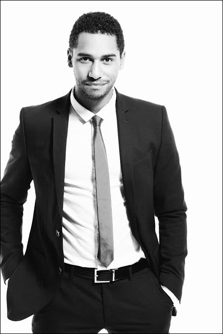 Elliot Knight picture