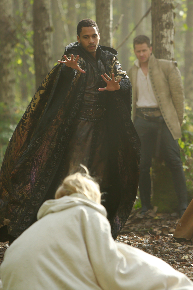 Image of Elliot Knight